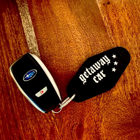 Accessories | Getaway Car Reputation Snake Keychain Taylor Swift Rep ...